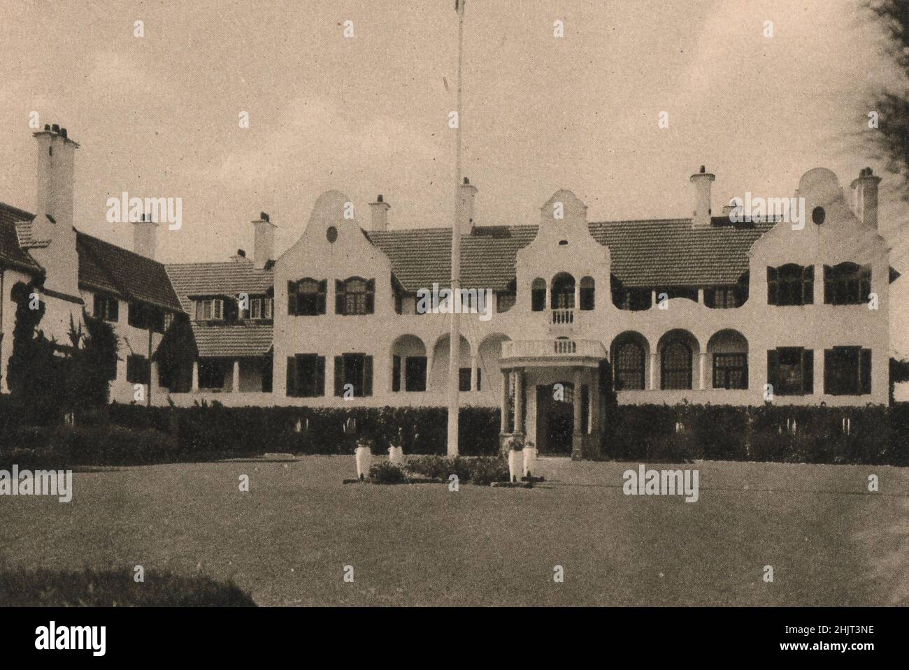 Government House, residence of the Governor-general, is at Bryntirion ...