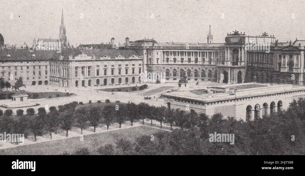 Heldenplatz hi-res stock photography and images - Alamy