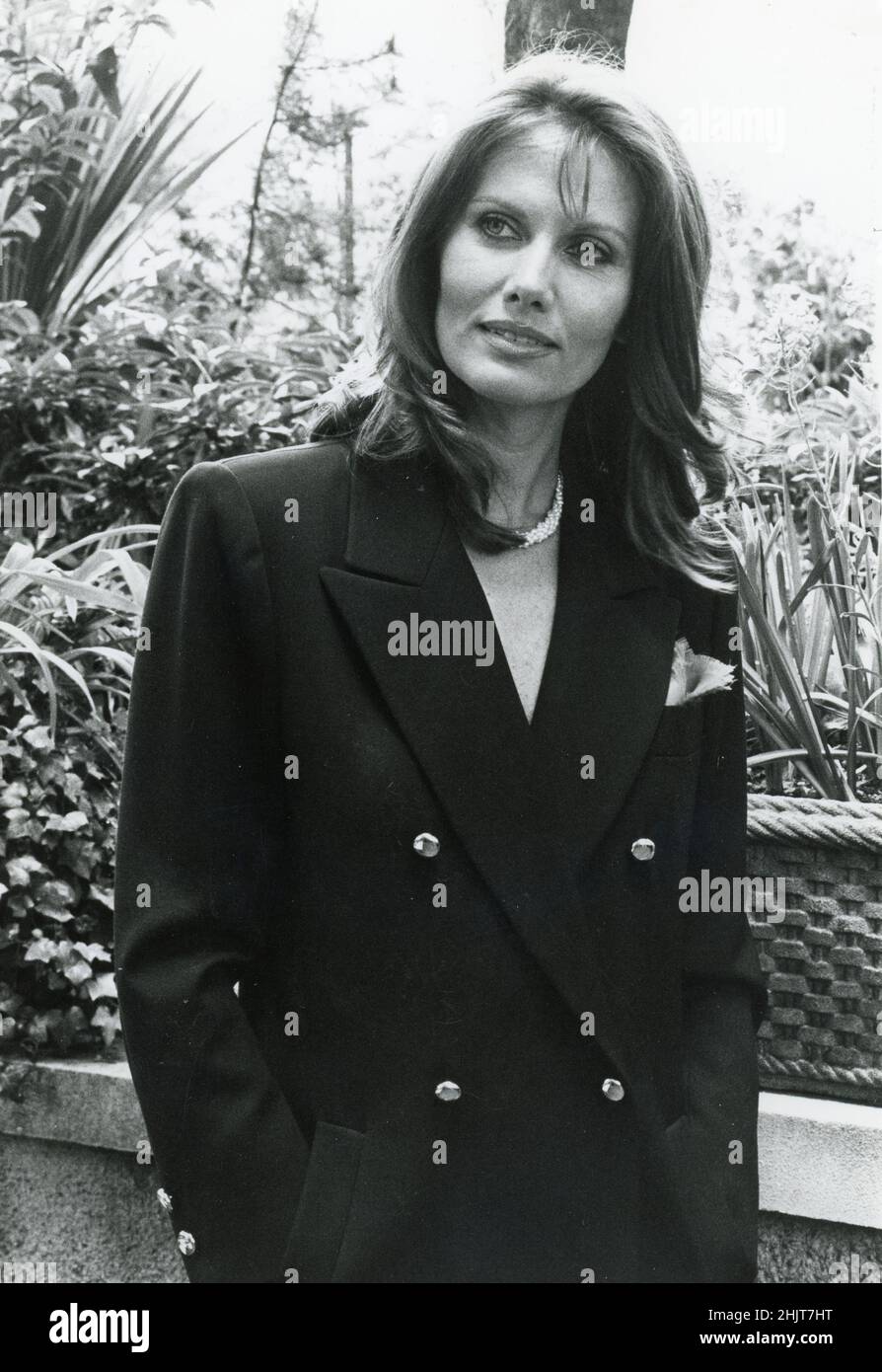 Maud adams hi-res stock photography and images - Alamy