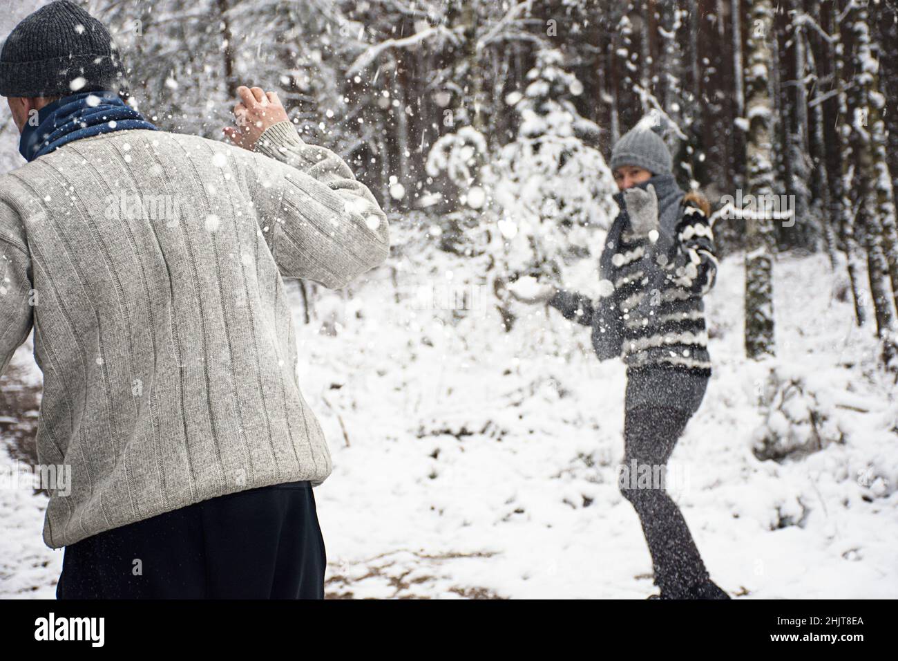 Two snowballs hi-res stock photography and images - Alamy