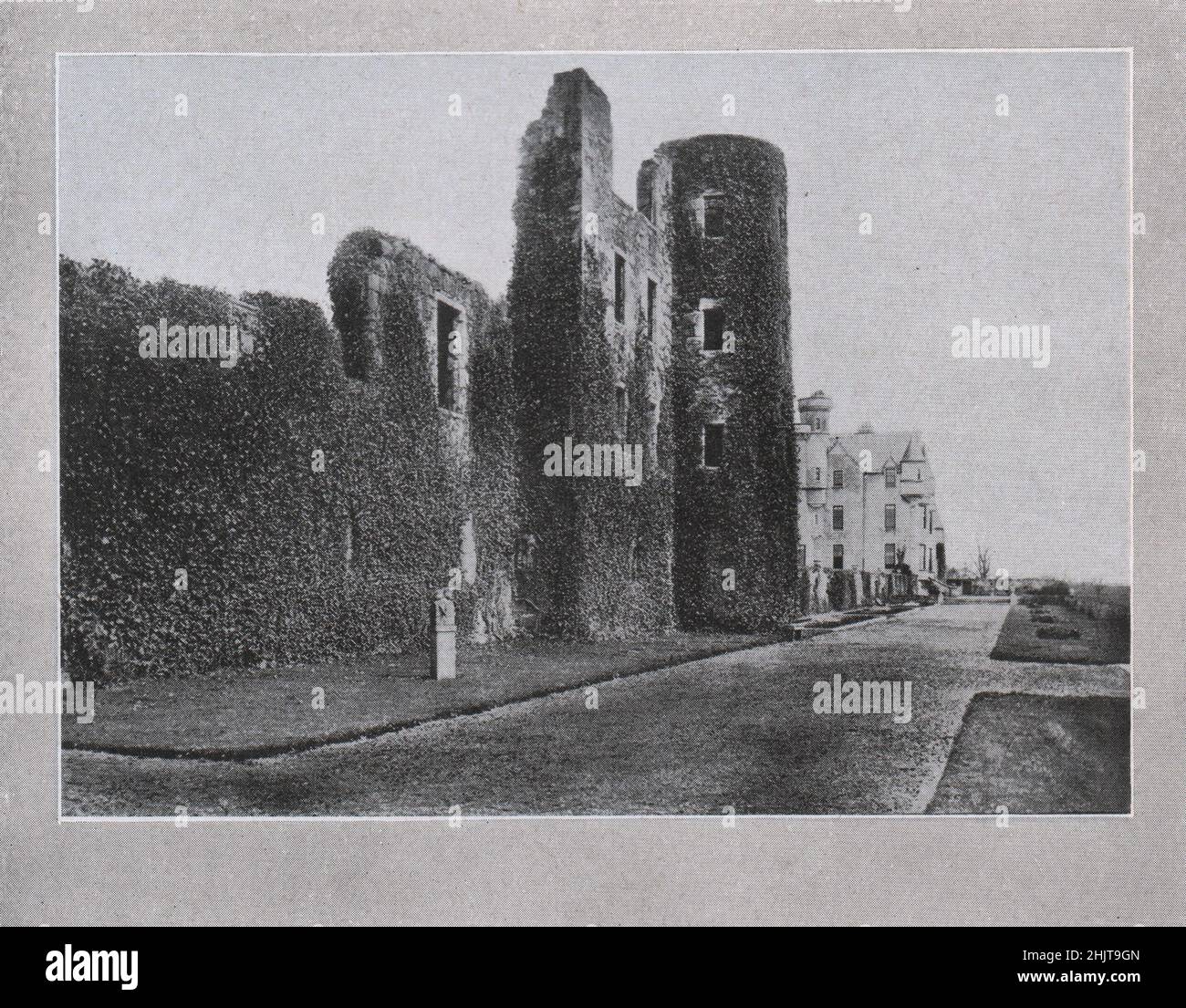 Ellon castle hi-res stock photography and images - Alamy