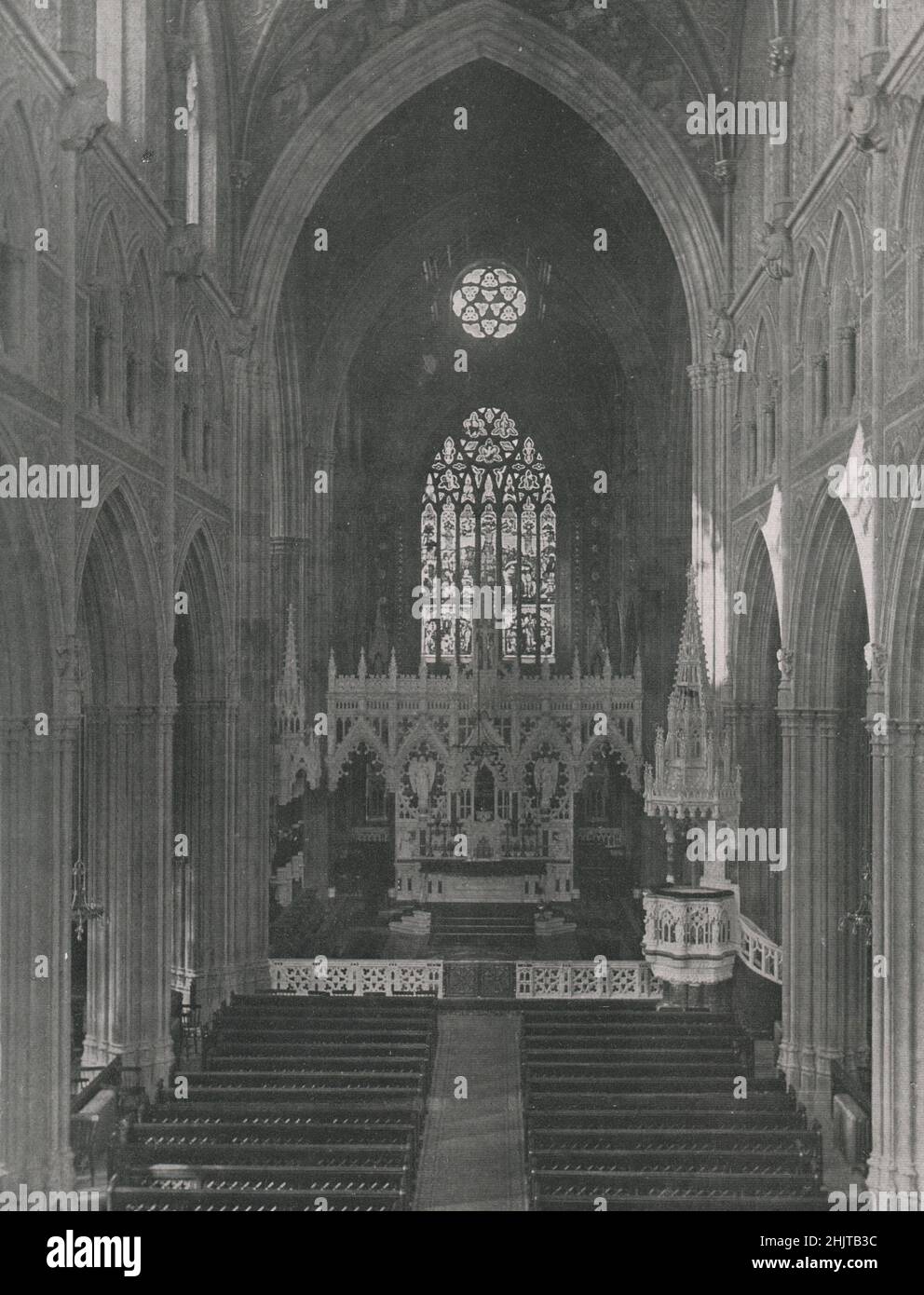 Roman interior hi-res stock photography and images - Alamy