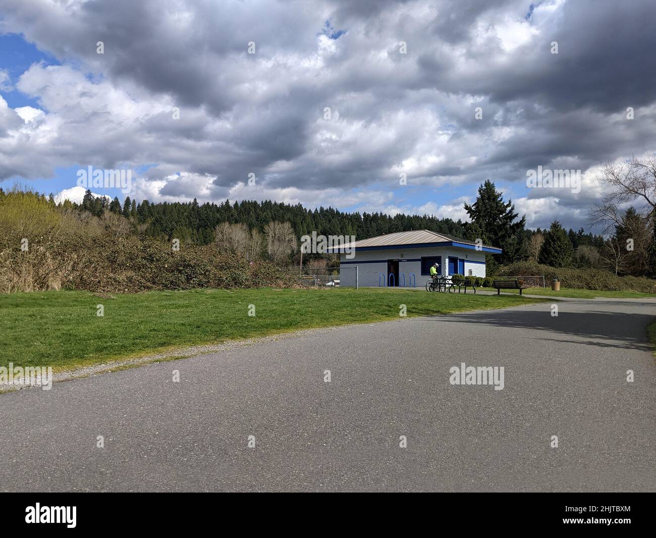 Back view biker hi-res stock photography and images - Alamy