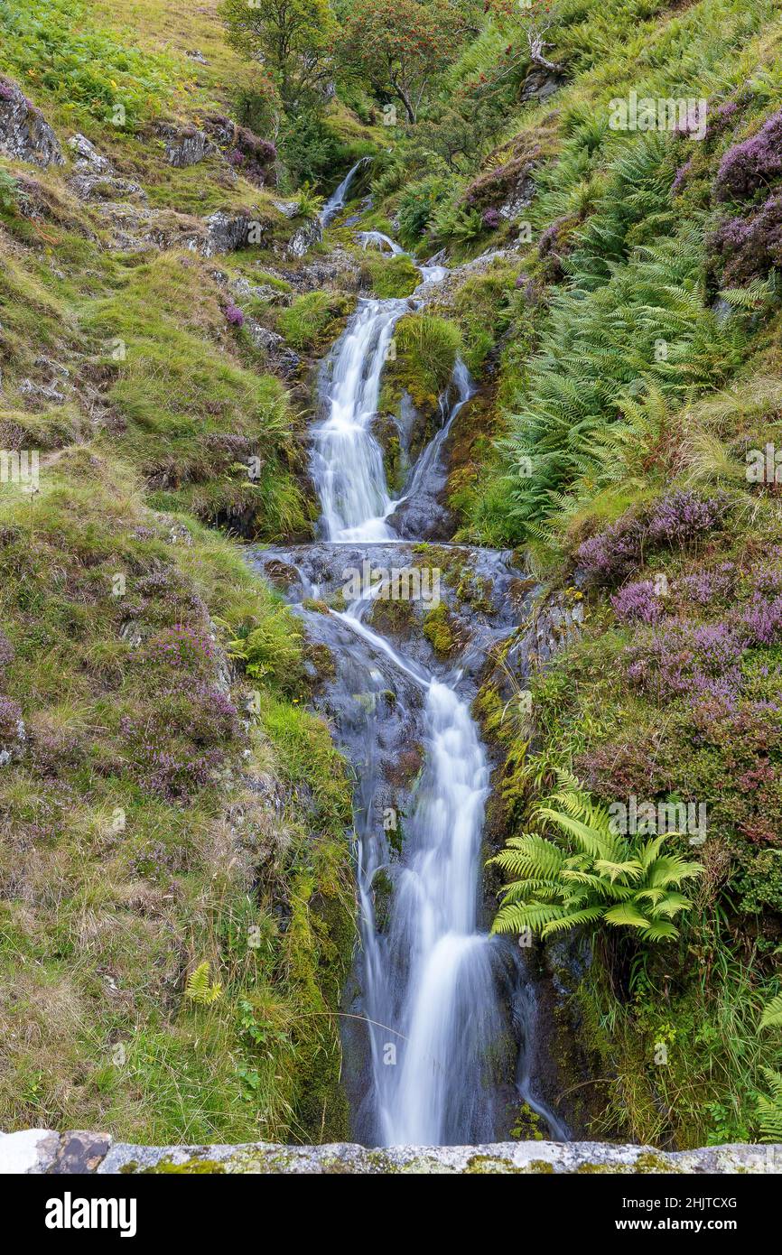 Long exposure photo of waterfall hi-res stock photography and images ...