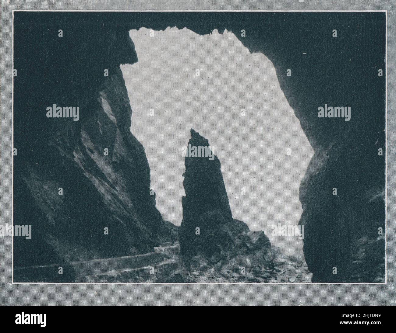 Rock illustration vintage hi-res stock photography and images - Alamy