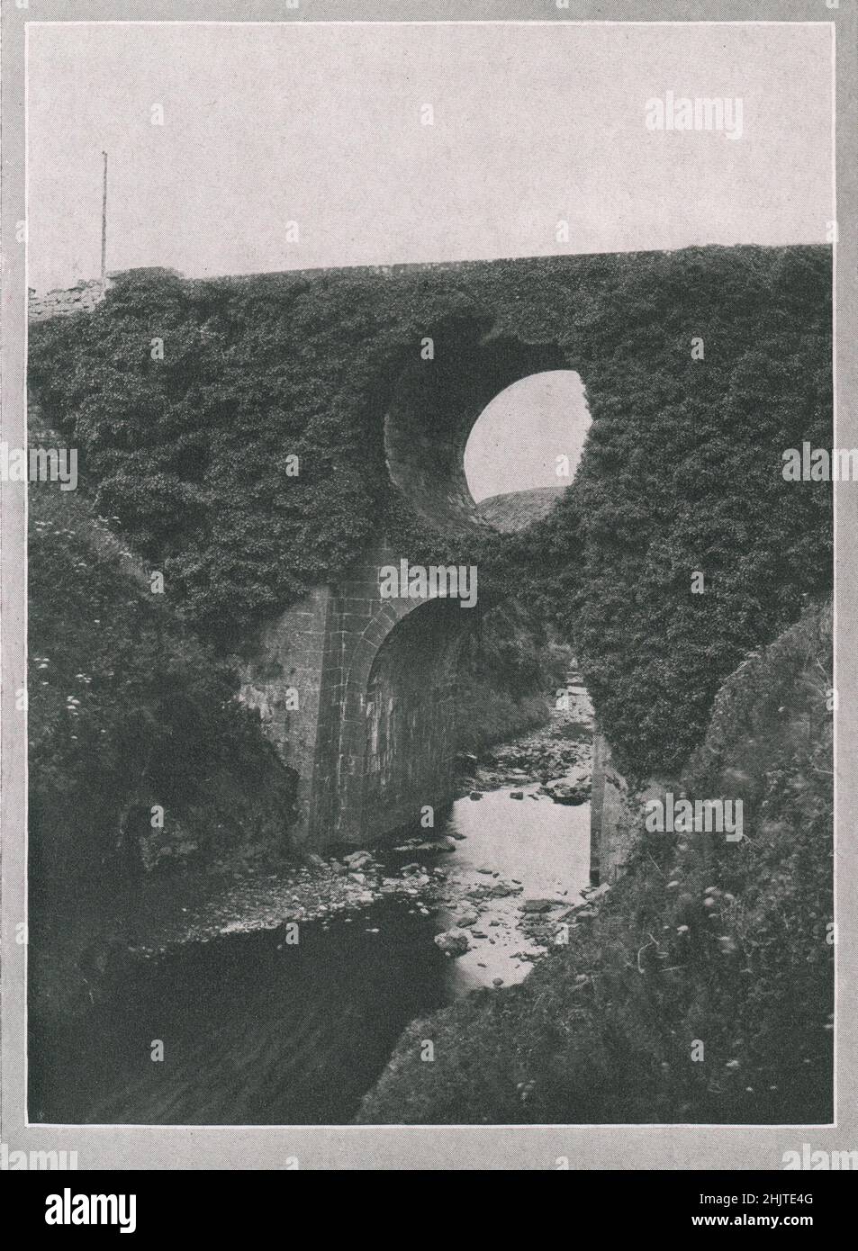 Vintage spectacle hi-res stock photography and images - Alamy