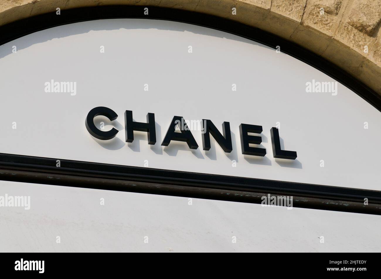 Firenze, Tuscany, Italy - 27th September 2021 : Chanel logo on a shop ...