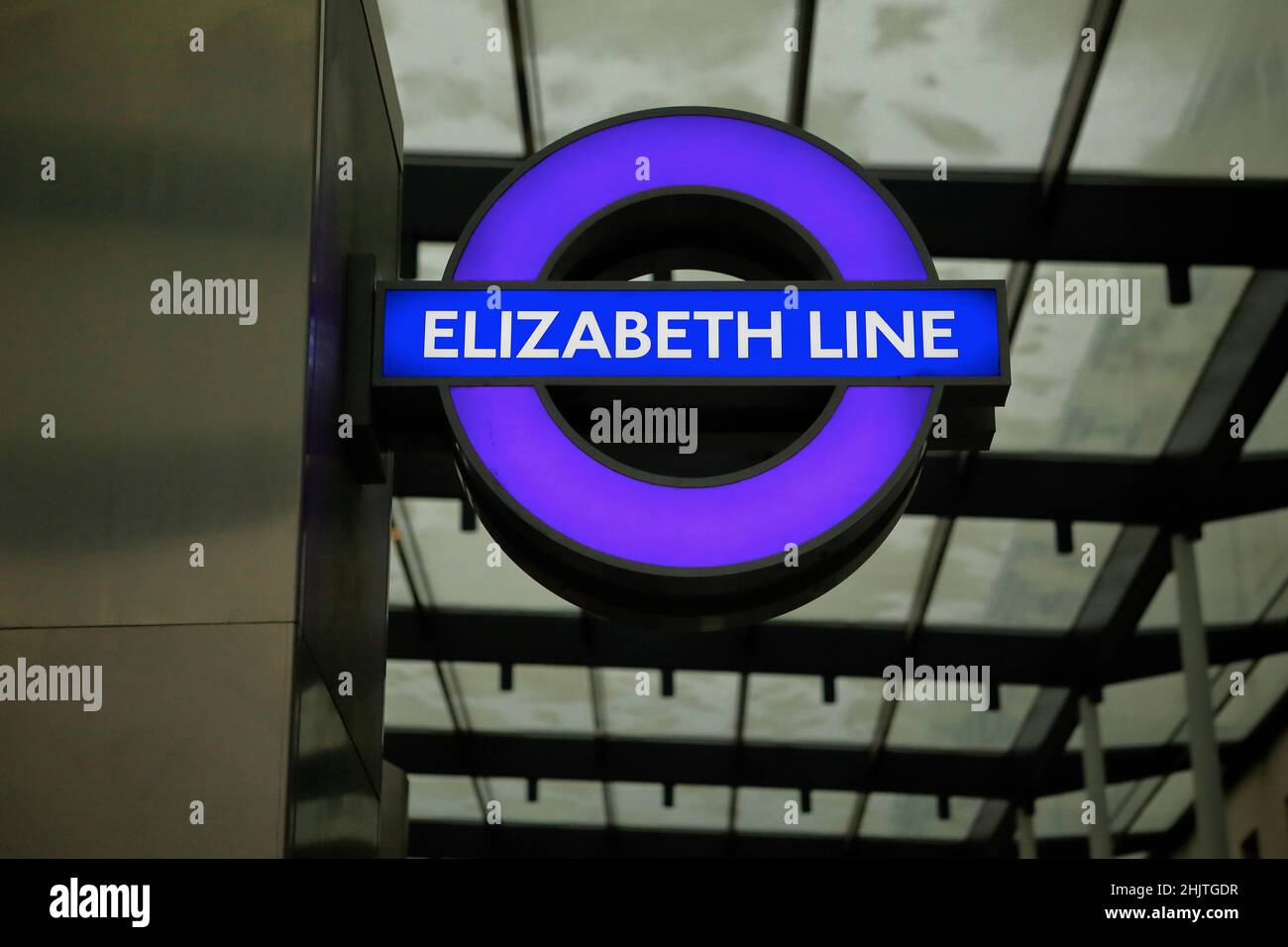 London (UK), 27.01.2022: Illuminated signage for the new Elizabeth line ...