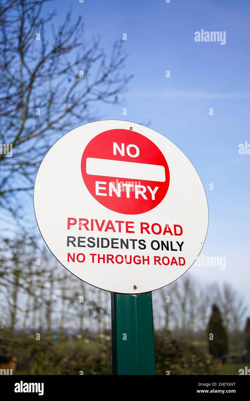 No entry private road sign hi-res stock photography and images - Alamy