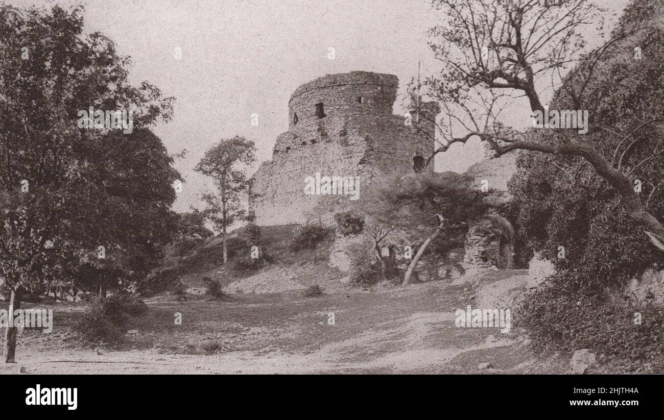 Dundrum Castle. County Down (1913 Stock Photo - Alamy