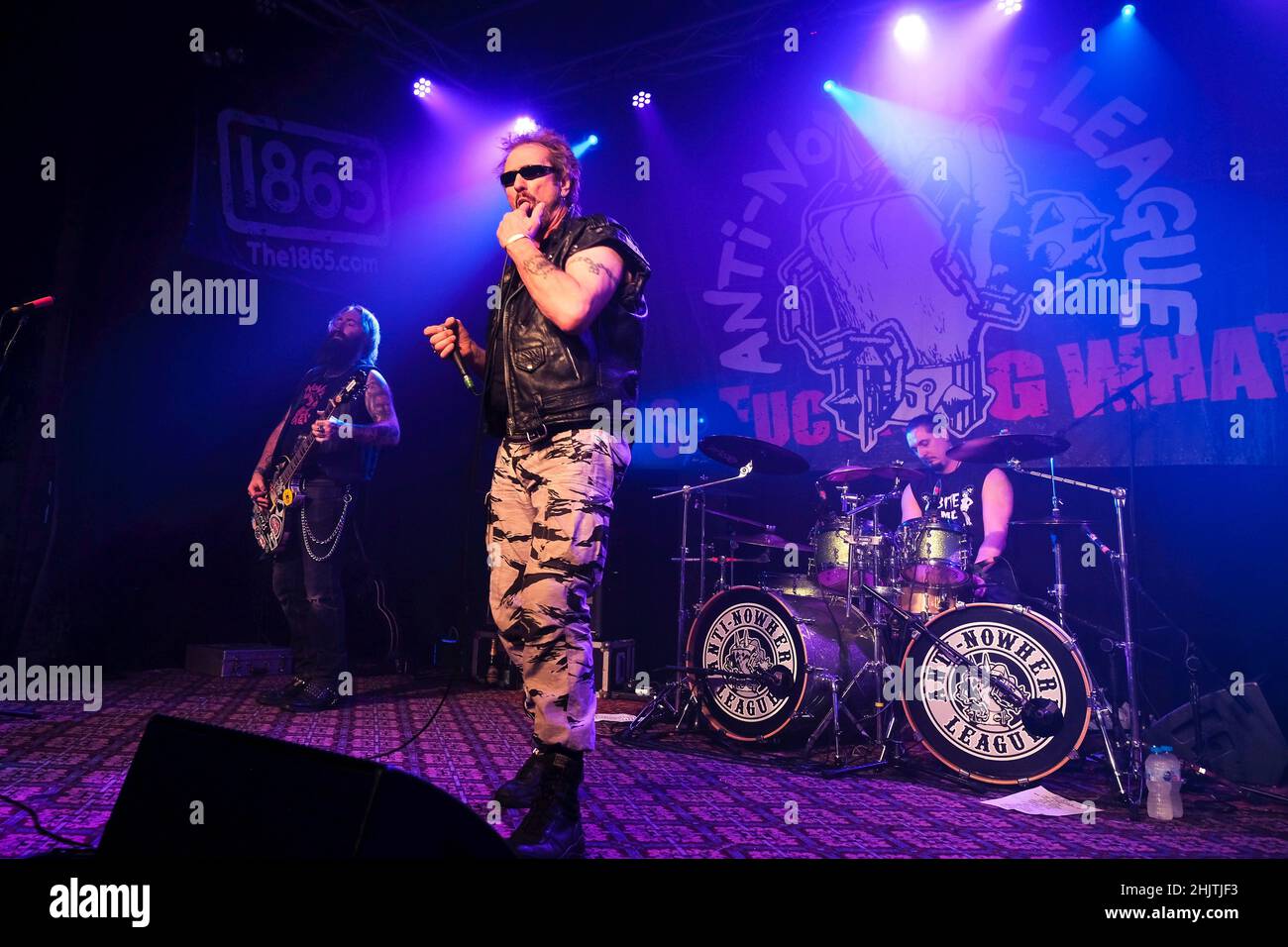 Animal the drummer hi-res stock photography and images - Alamy