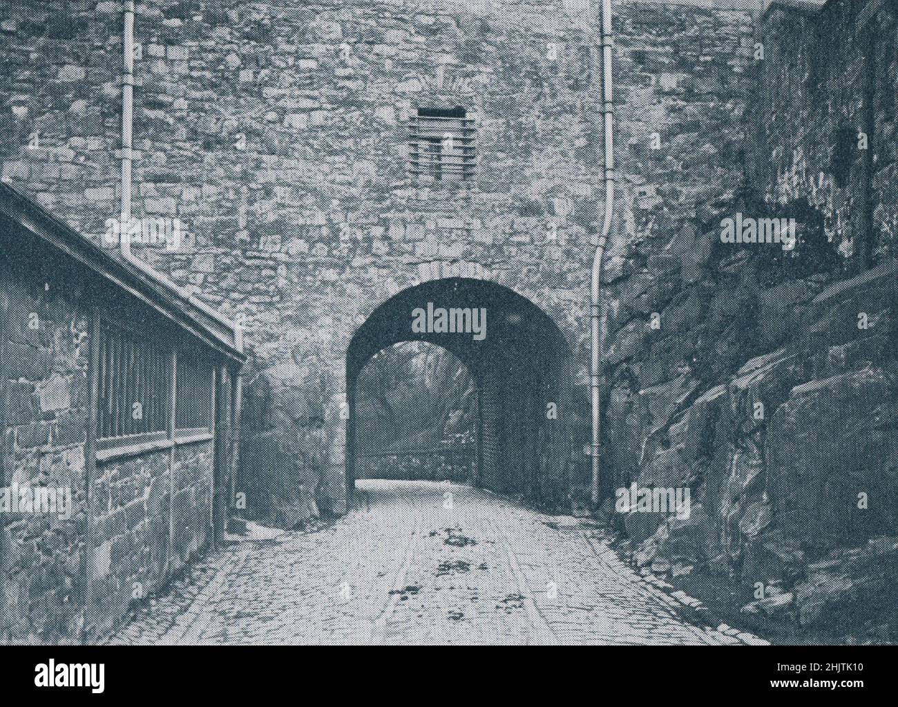 Edinburgh prison hi-res stock photography and images - Alamy