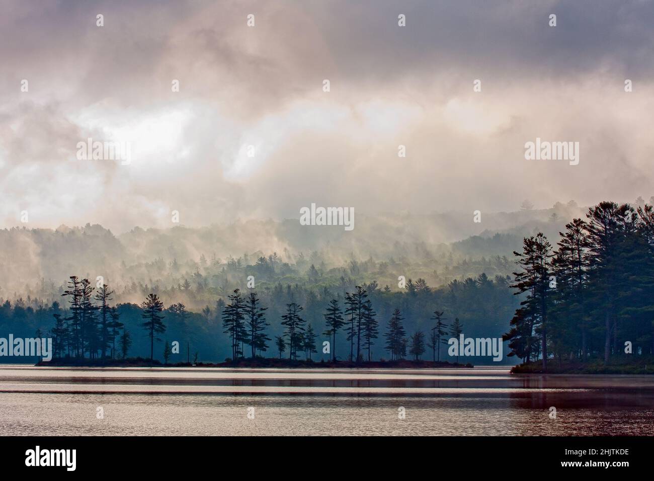 Tully lake massachusetts hi-res stock photography and images - Alamy