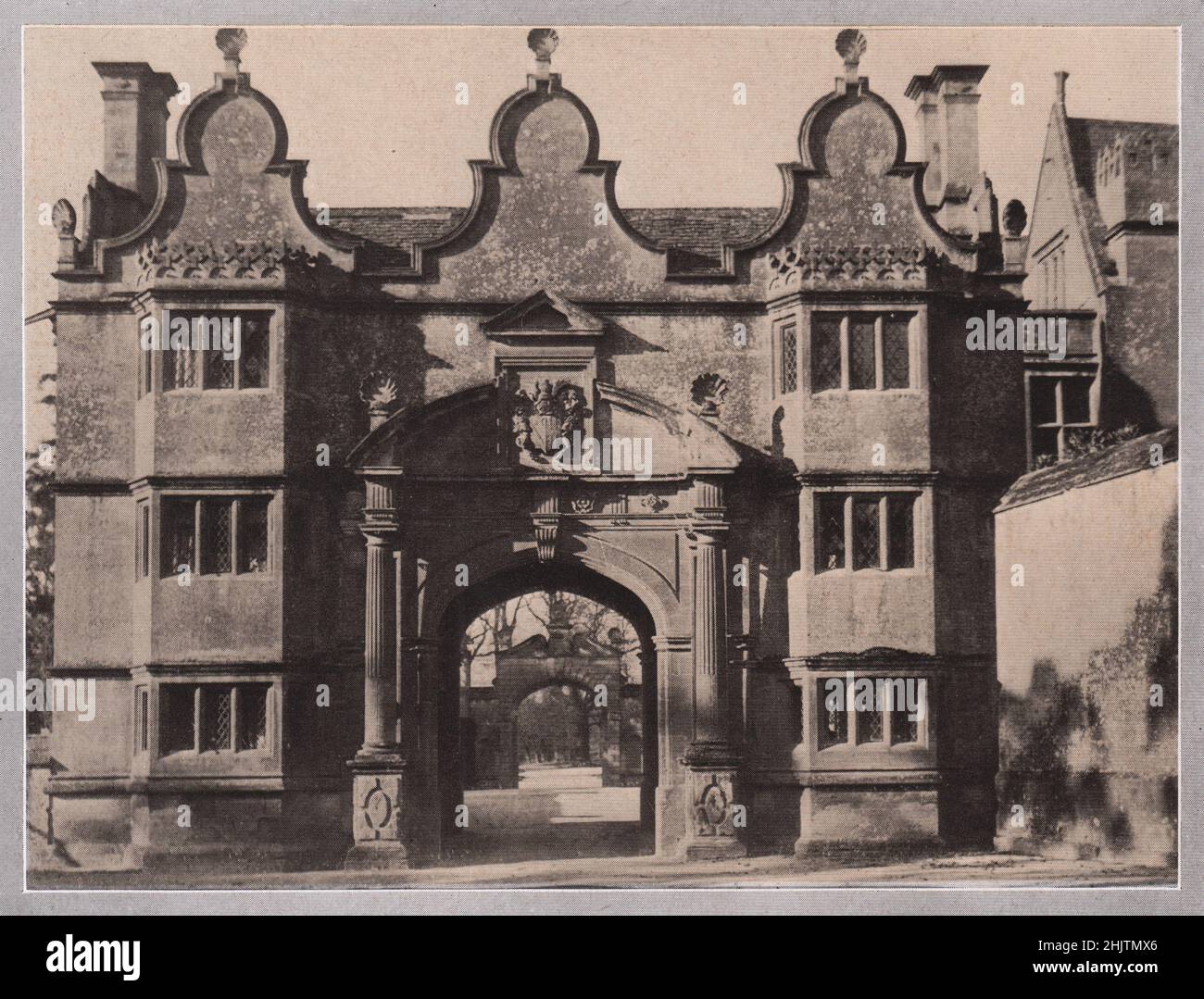 Entrance Gatehouse to Stanway House. Gloucestershire (1913 Stock Photo ...