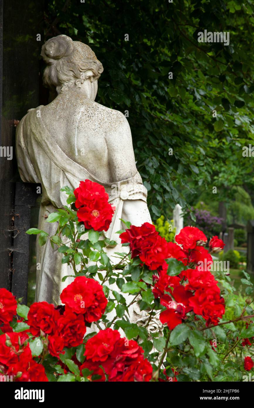 Statue germania hi-res stock photography and images - Alamy