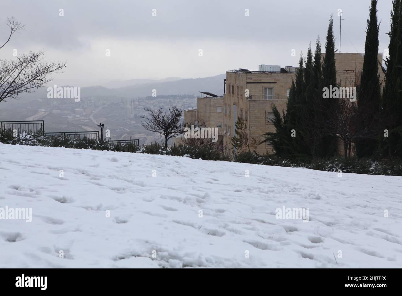 Snow in Jerusalem and the surrounding mountains Stock Photo - Alamy