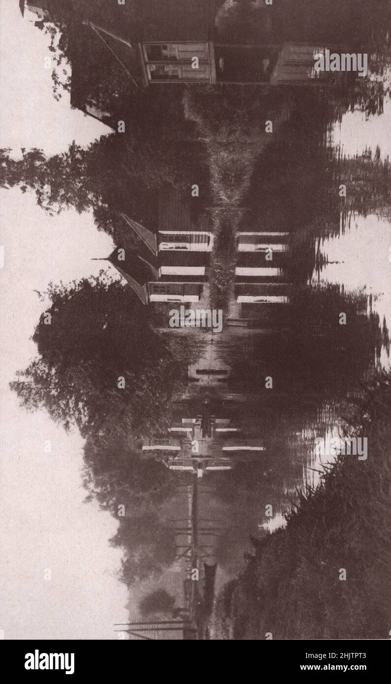 Vintage ware hi-res stock photography and images - Alamy