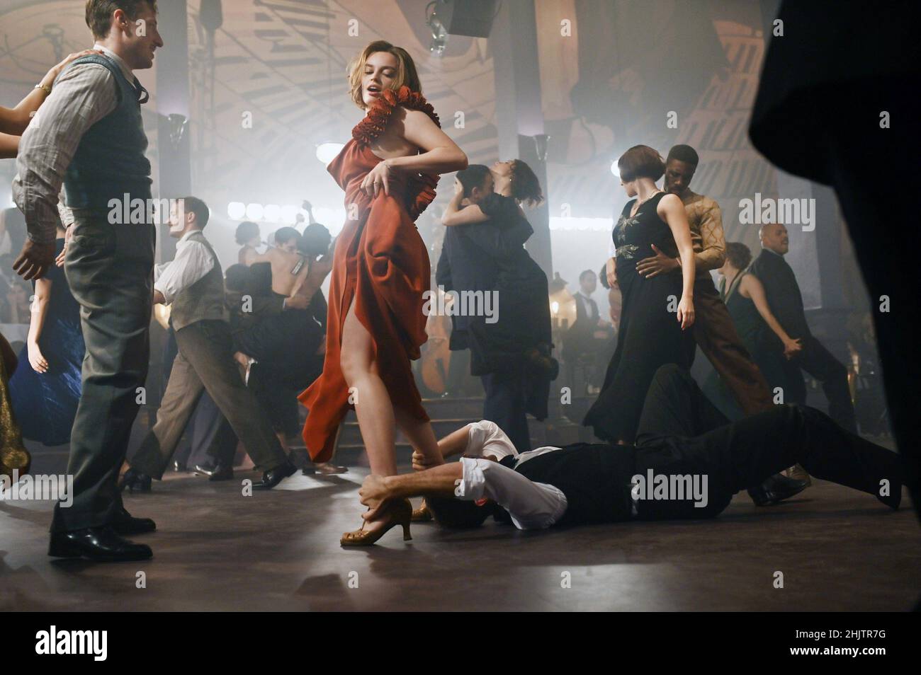 DEATH ON THE NILE, center: Emma Mackey, 2020. ph: Rob Youngson / © 20th ...