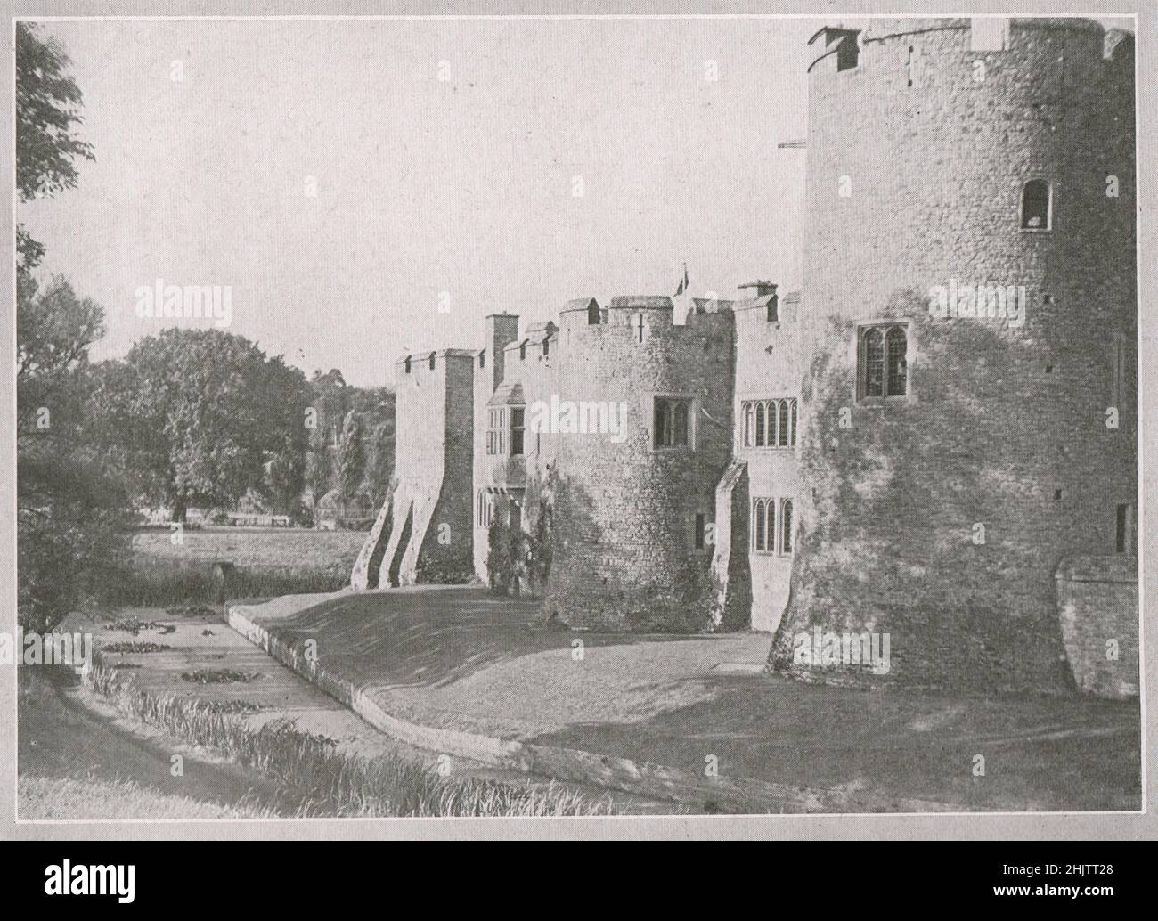 Allington castle kent hi-res stock photography and images - Alamy