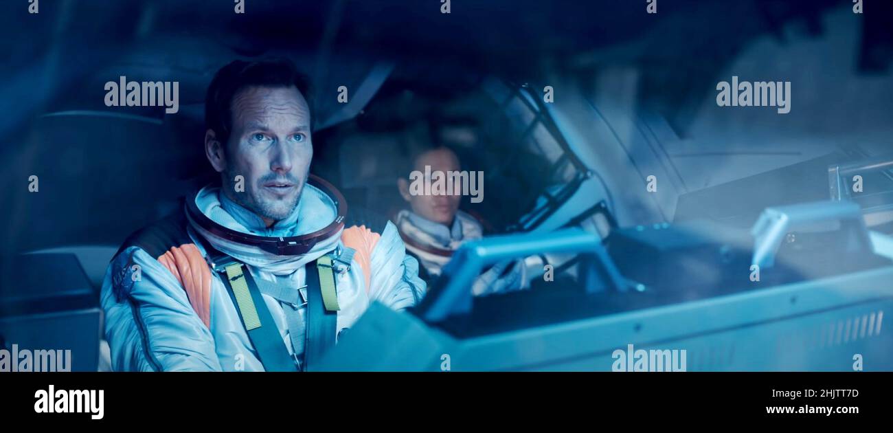 MOONFALL, from left: Patrick Wilson, Halle Berry, 2022. © Lionsgate ...