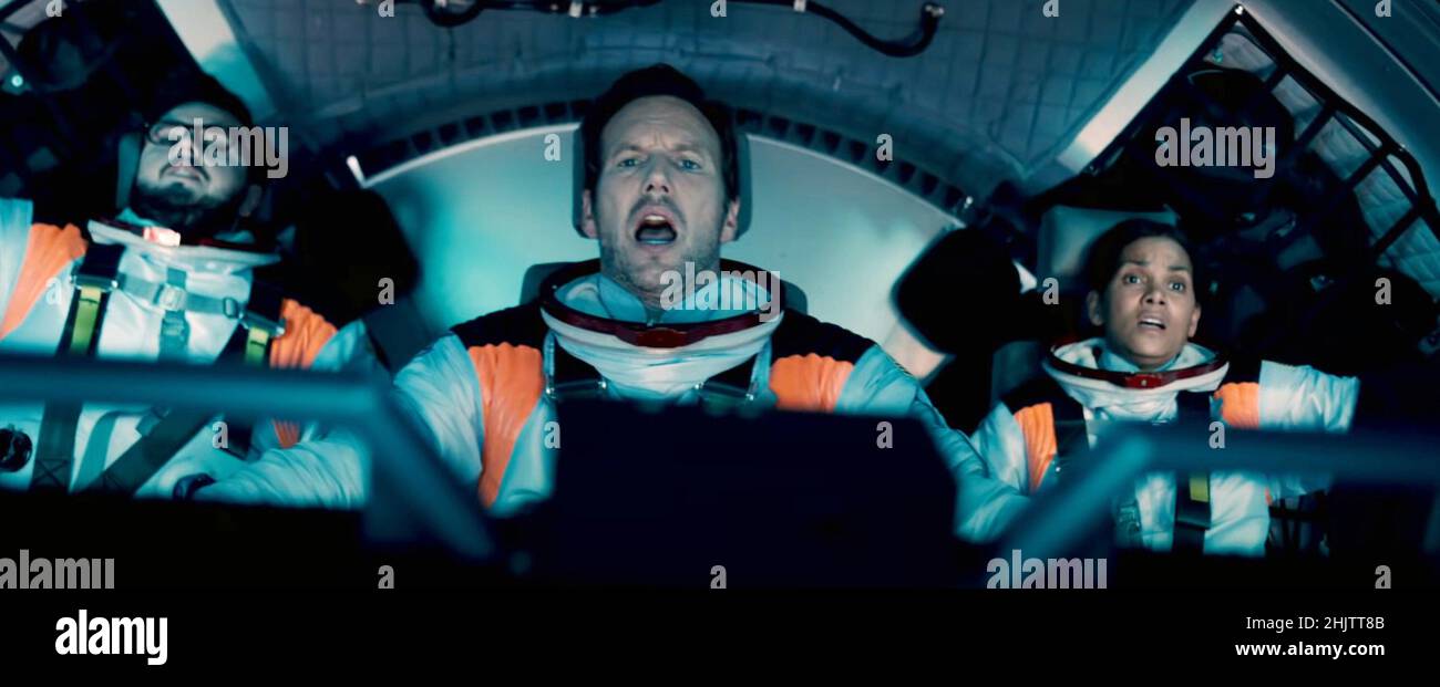 MOONFALL, from left: John Bradley, Patrick Wilson, Halle Berry, 2022 ...