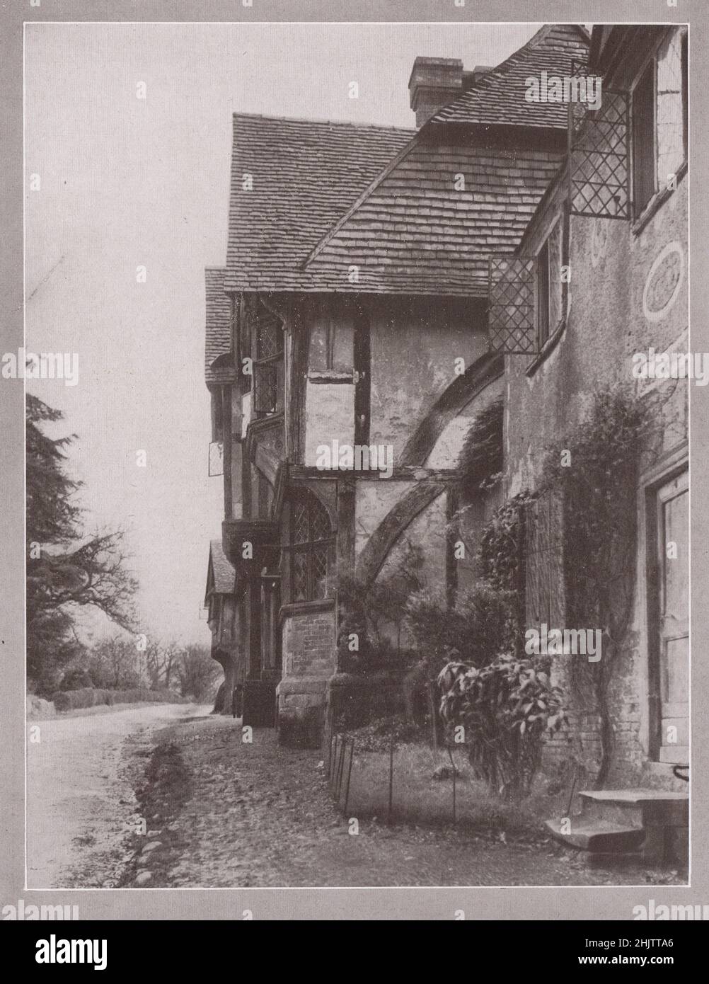 Century old houses hi-res stock photography and images - Alamy