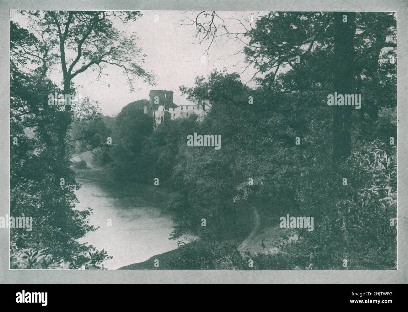 Old Bothwell Castle. Lanarkshire (1913 Stock Photo - Alamy