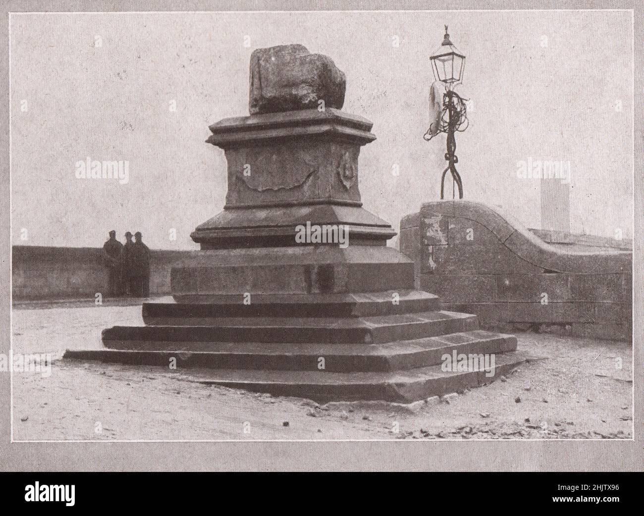 Treaty Stone, Limerick. County Limerick (1913 Stock Photo - Alamy