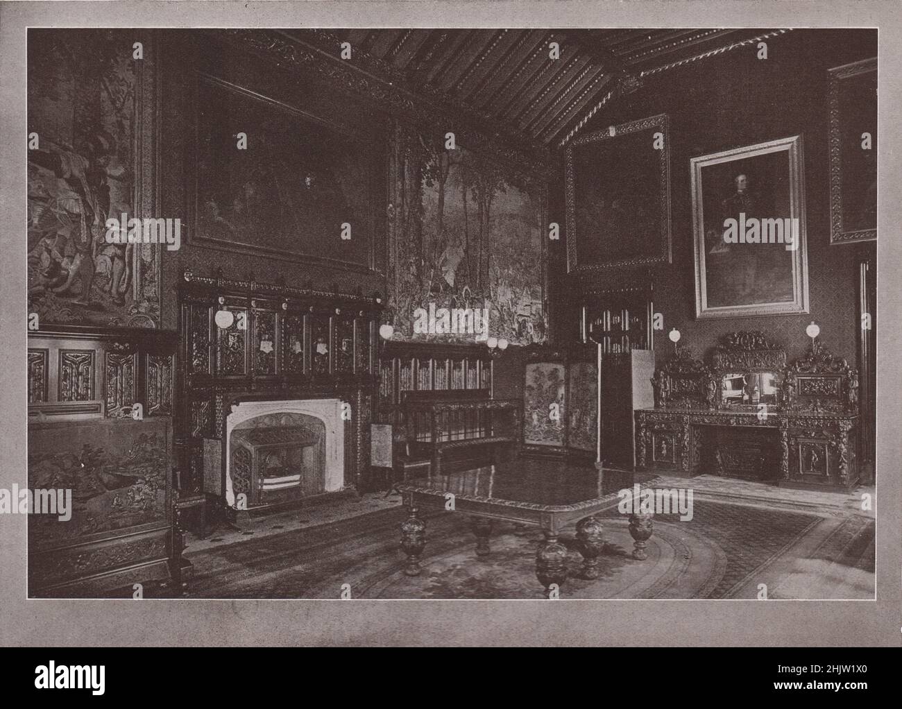 Ross castle room hi-res stock photography and images - Alamy