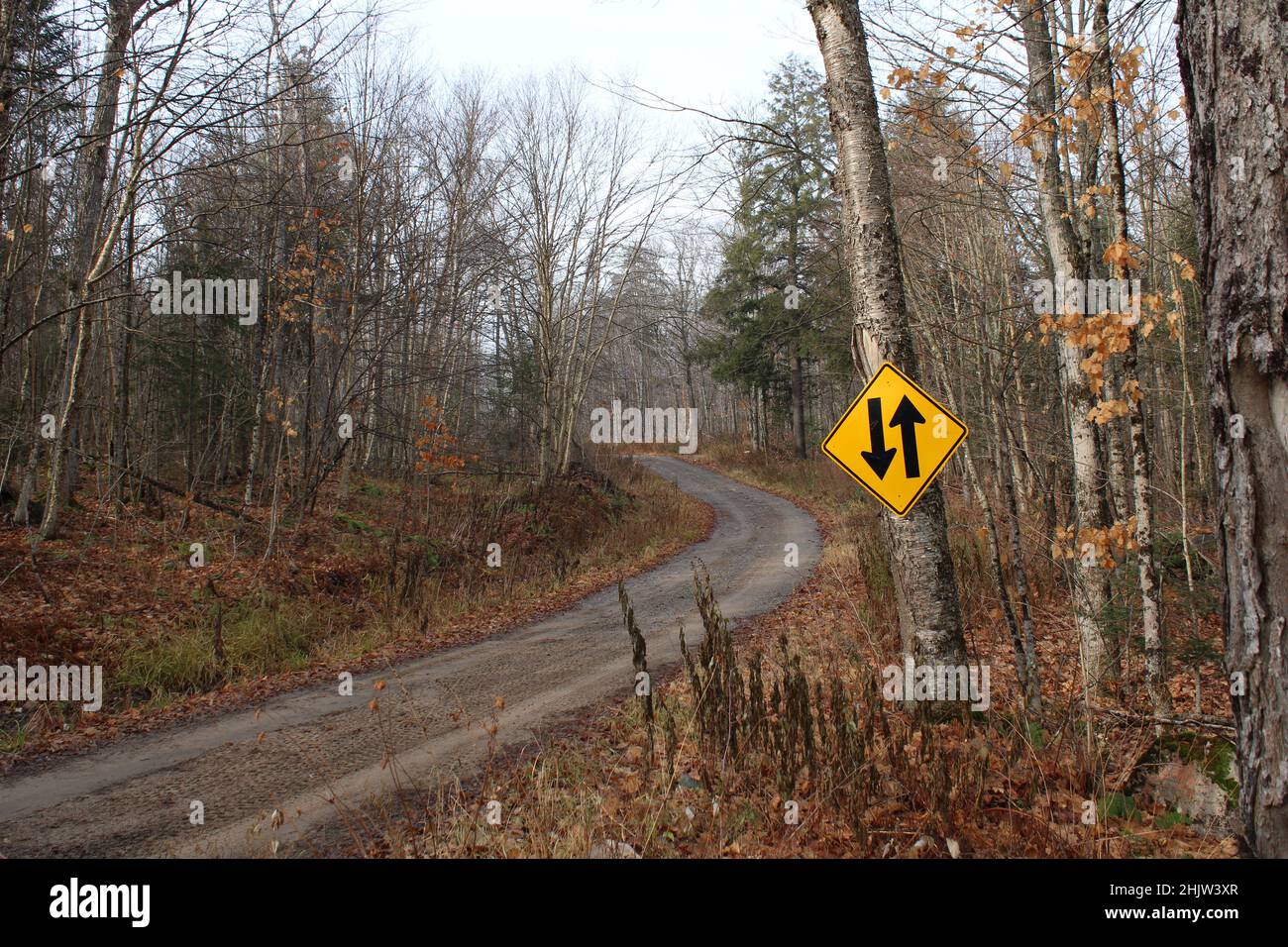 Old dirt road hi-res stock photography and images - Alamy
