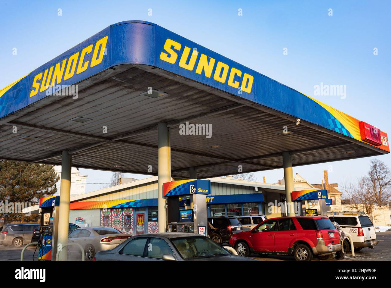 Sunoco Gas Station seen in Toledo. (Photo by Stephen Zenner / SOPA ...