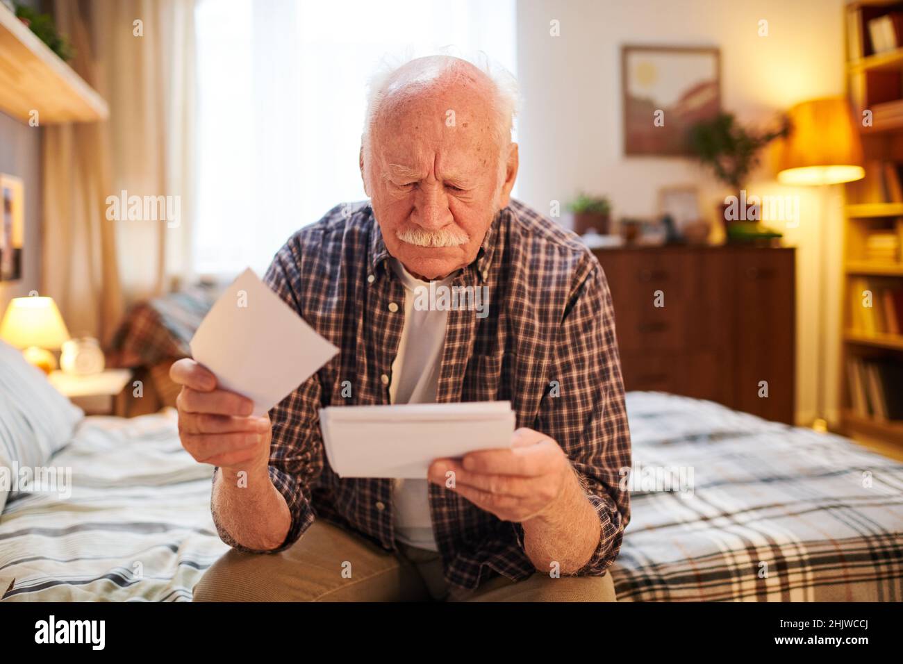 Remembering the past hi-res stock photography and images - Alamy