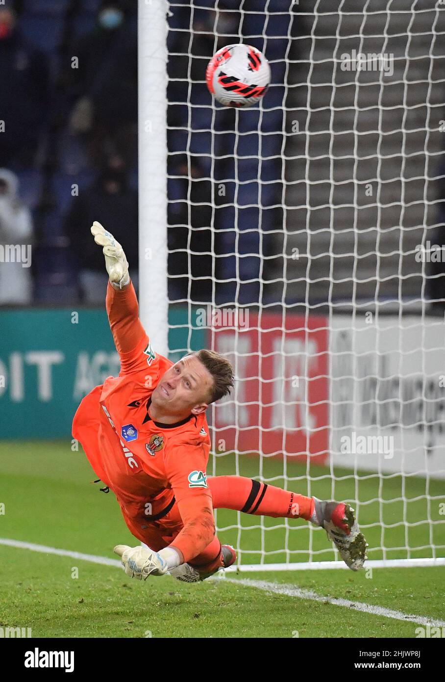 Marcin bulka psg hi-res stock photography and images - Alamy