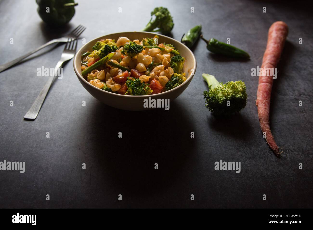 Macaroni food italy hi-res stock photography and images - Alamy