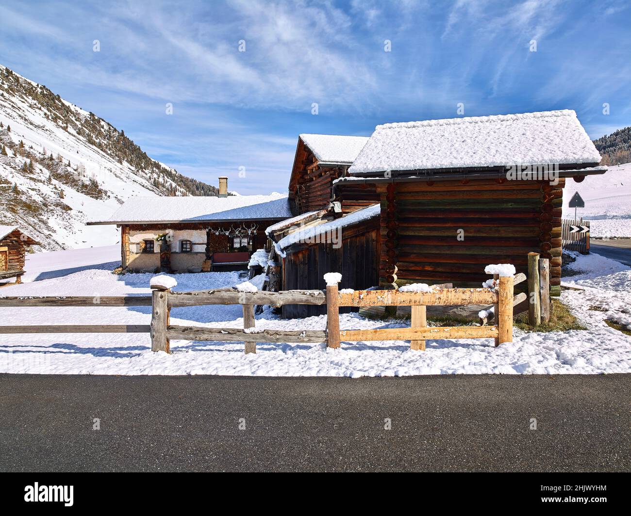 Winding wooden structure hi-res stock photography and images - Alamy