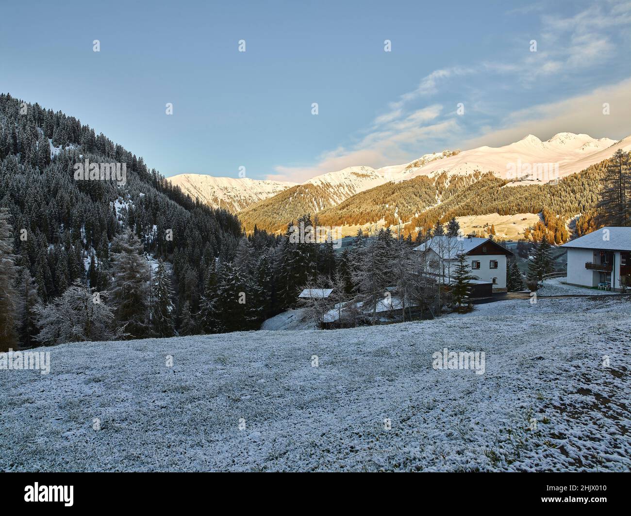 White phase snow hi-res stock photography and images - Alamy