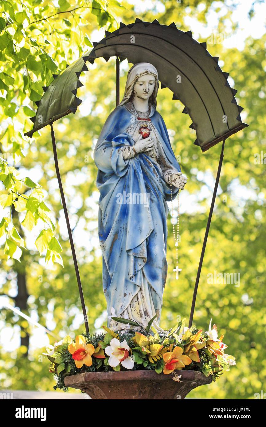 Roadside shrine in the vicinity of Wieliczka, Poland Stock Photo - Alamy