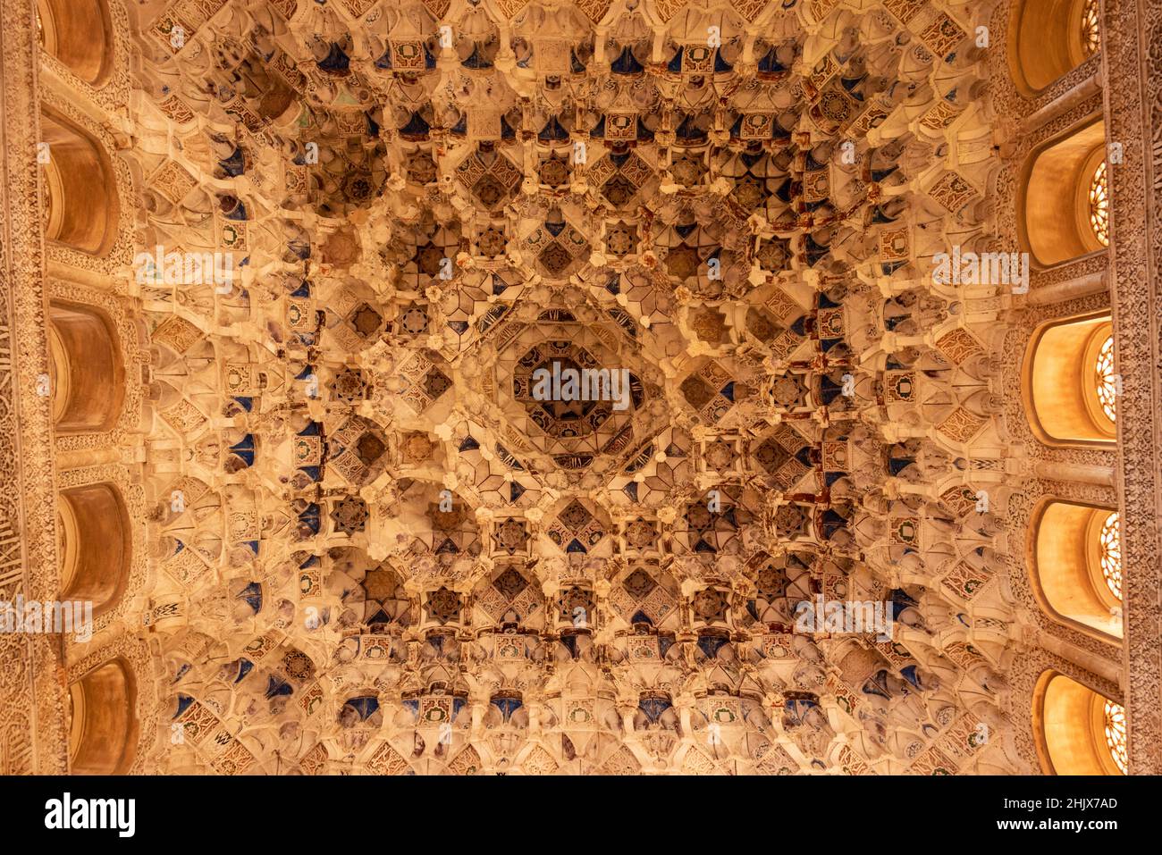 Granada alhambra ceiling hi-res stock photography and images - Alamy