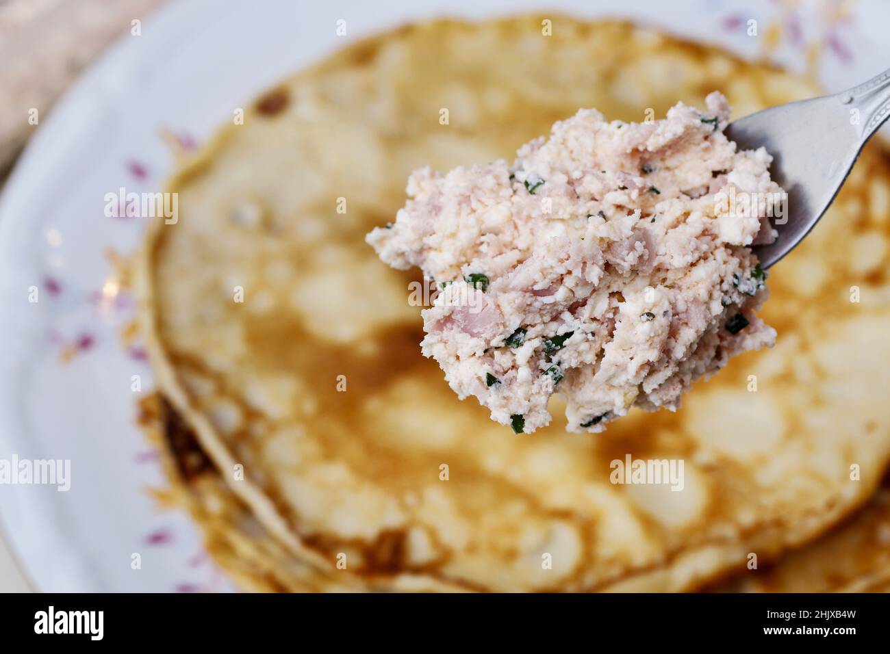 Chef at work: How to make a ham and cheese filling for traditional ...