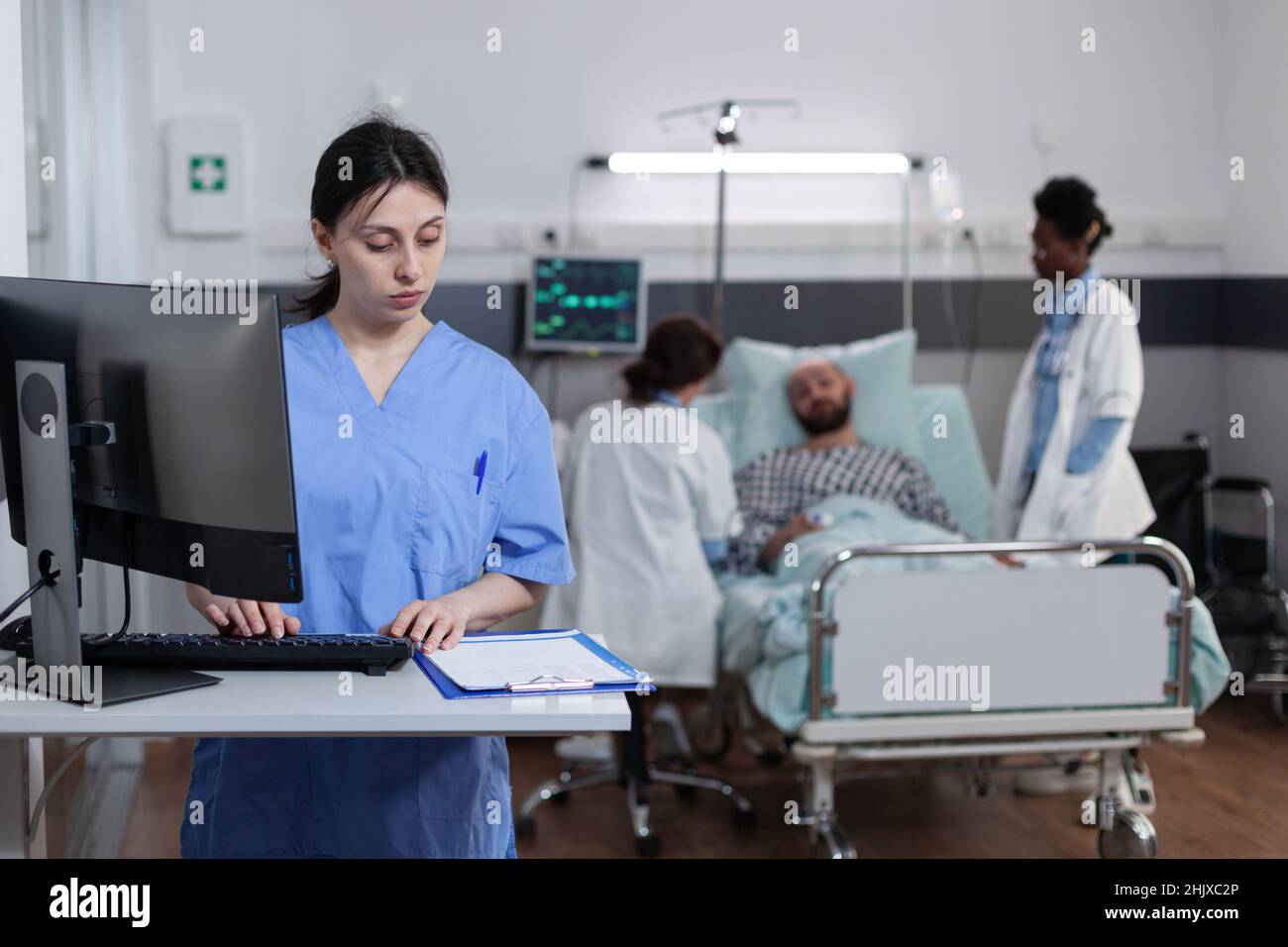 African doctors looking at chart hi-res stock photography and images ...