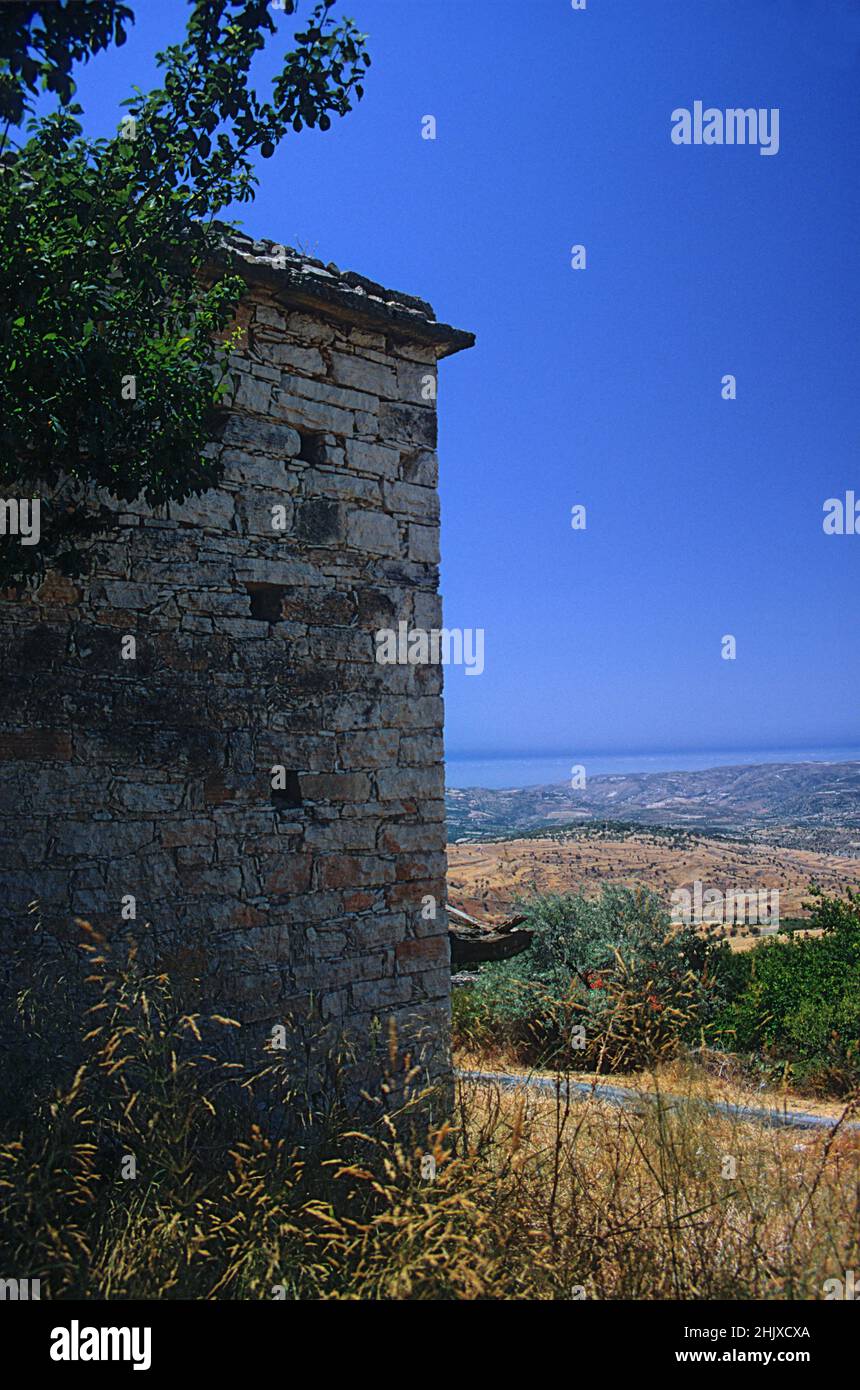 Earthquake village cyprus hi-res stock photography and images - Alamy