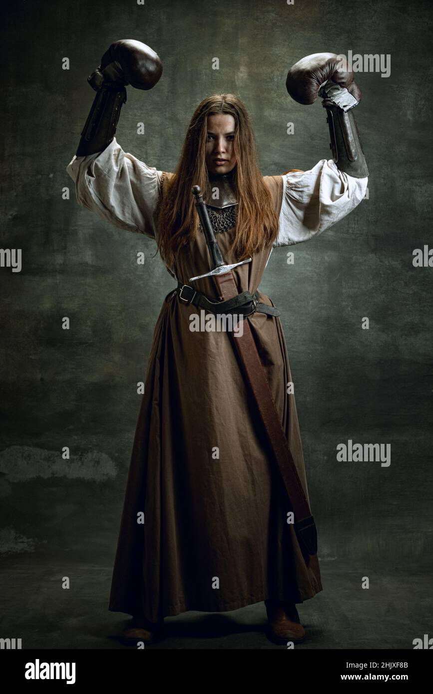 Woman with boxing gloves vintage hi-res stock photography and images ...