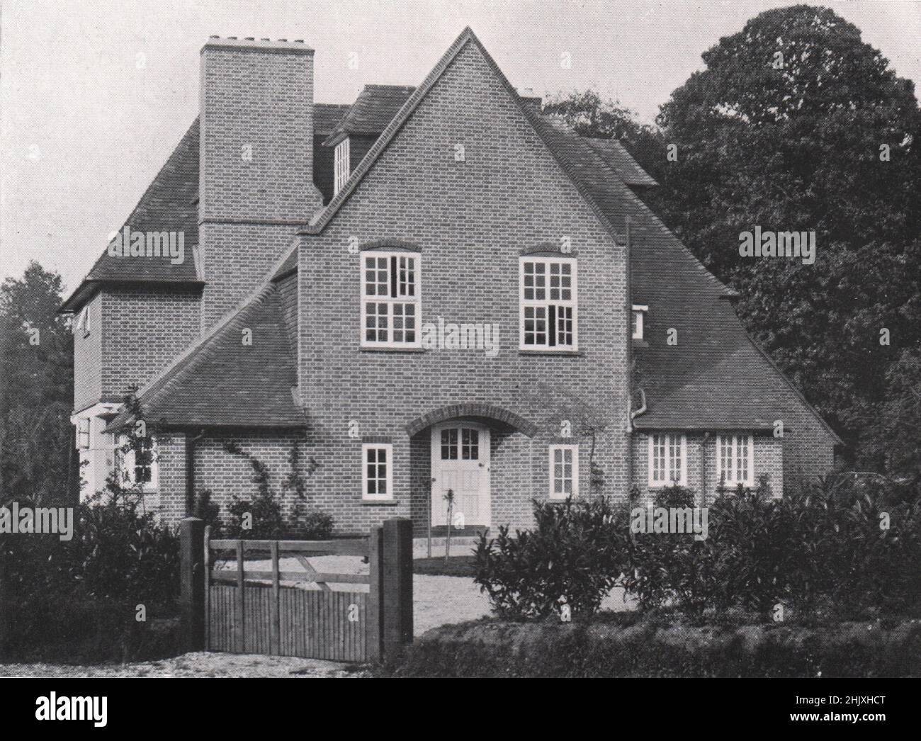 "Bankside," Camberley, Surrey - East front. H. R. & B. A. Poulter ...