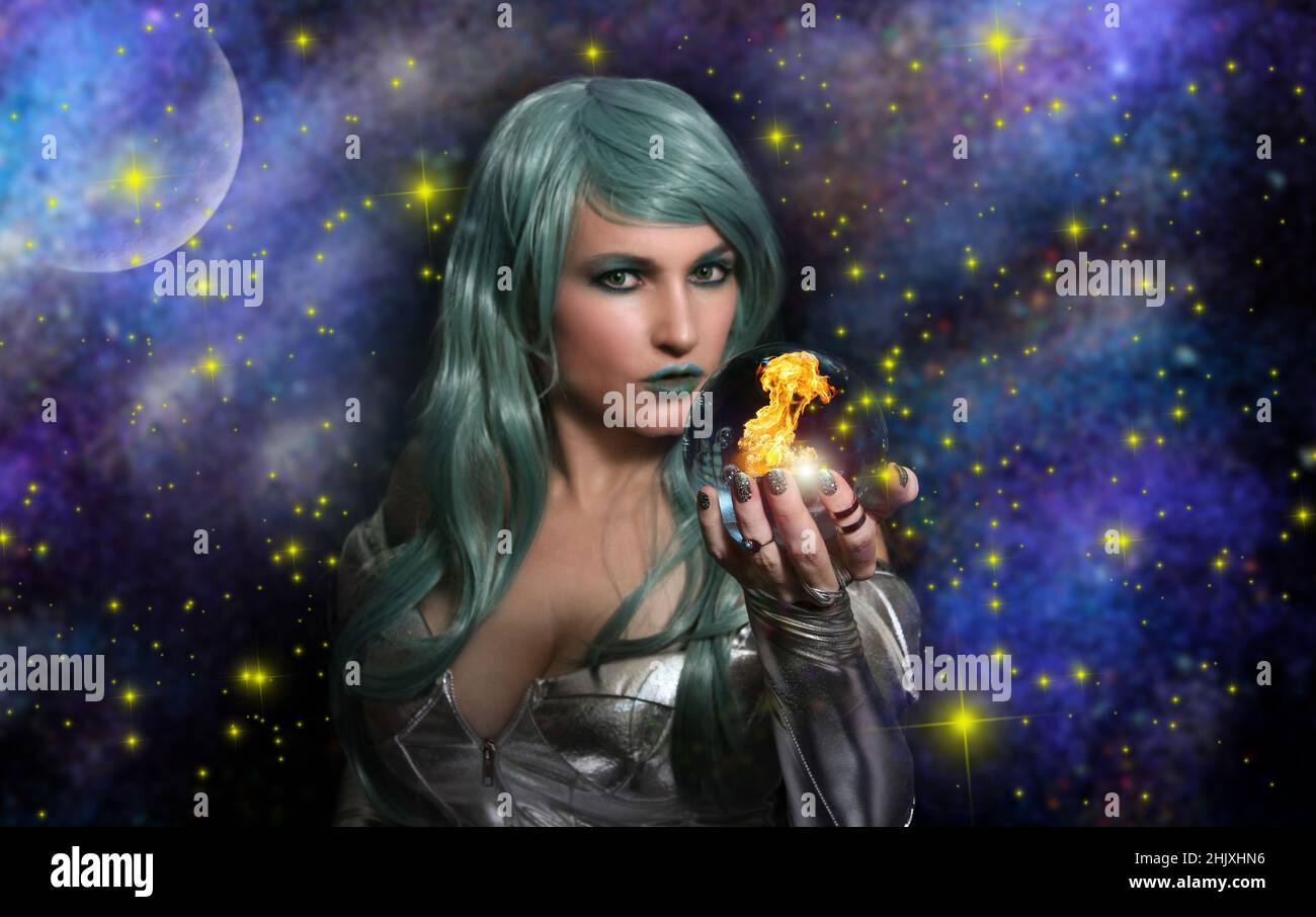 Crystal venus hi-res stock photography and images - Alamy