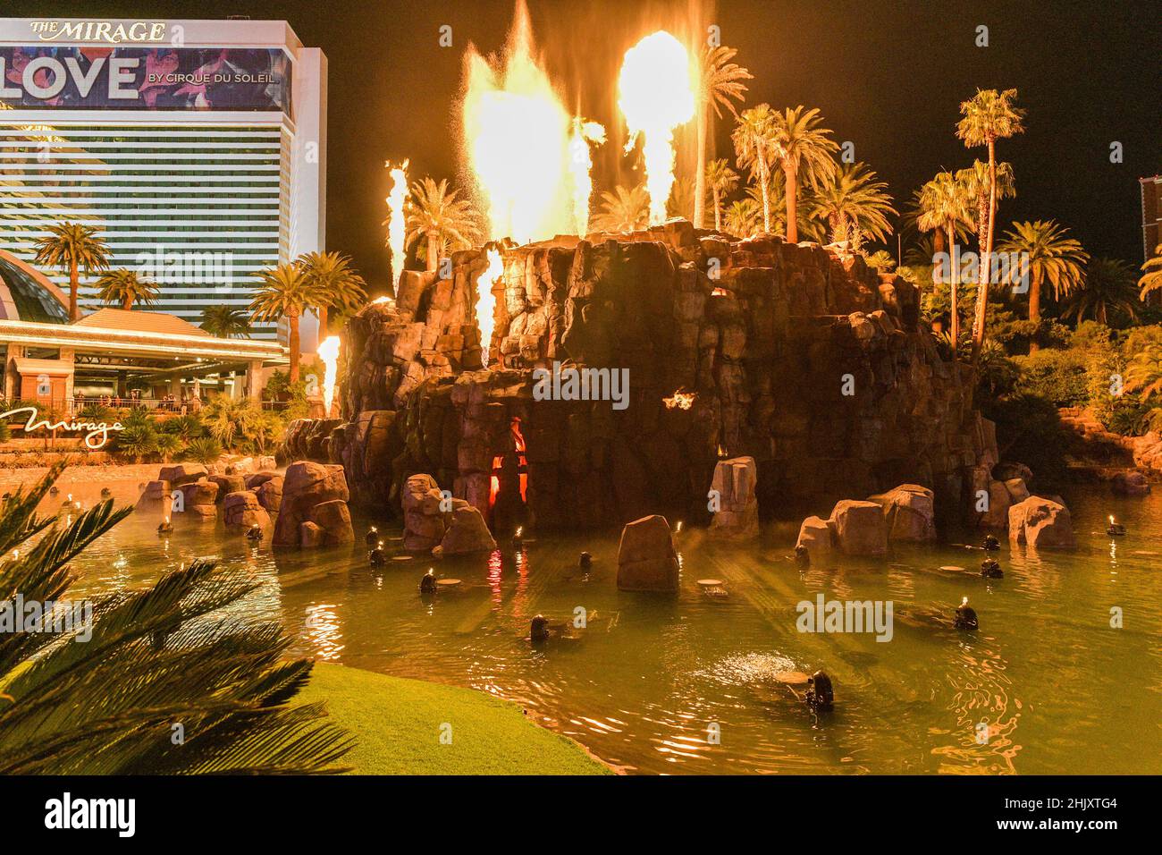 Volcano Hotel Las Vegas Image Of Volcano At The Mirage Hotel Las