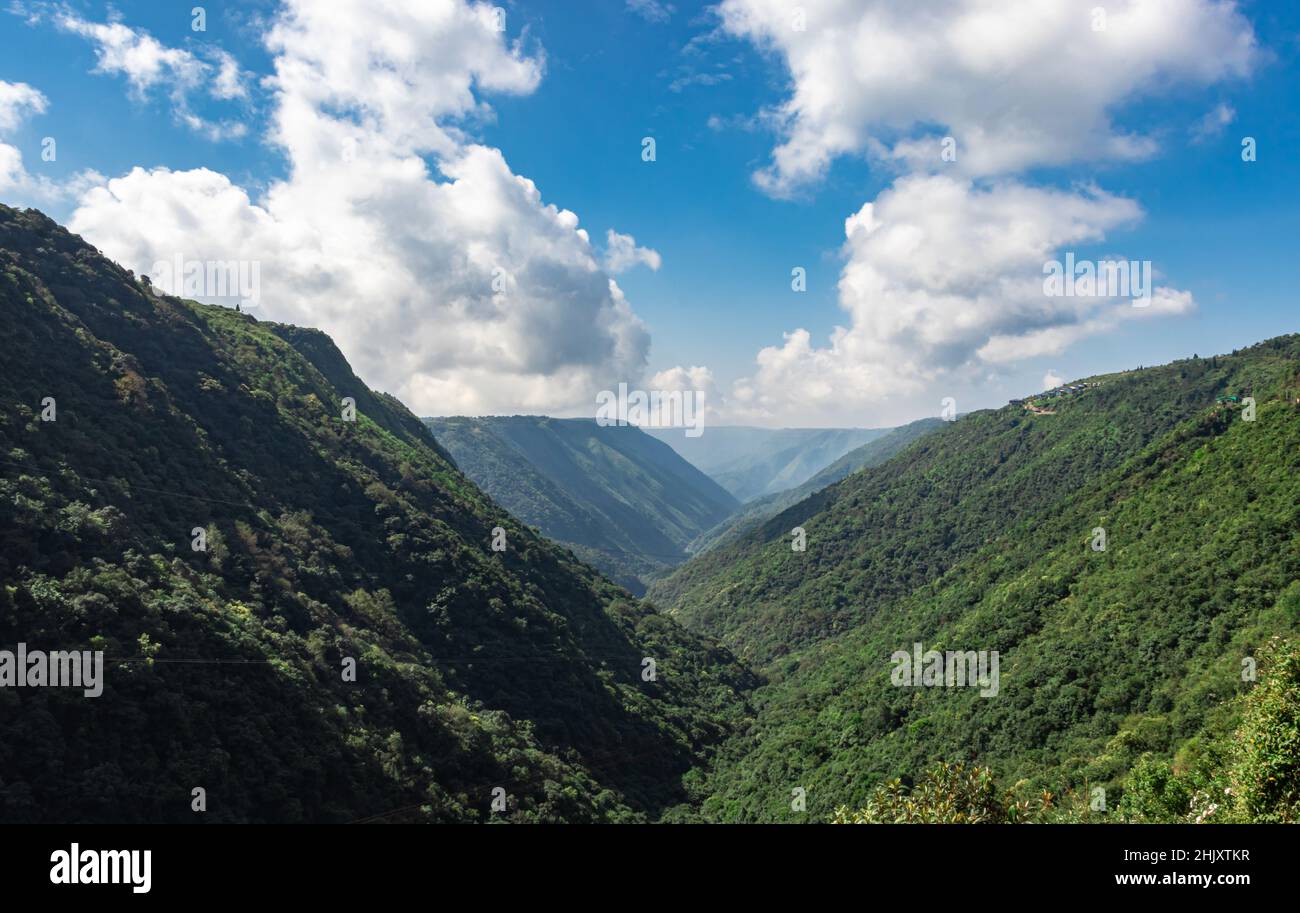 Image panorama natural valley hi-res stock photography and images - Alamy