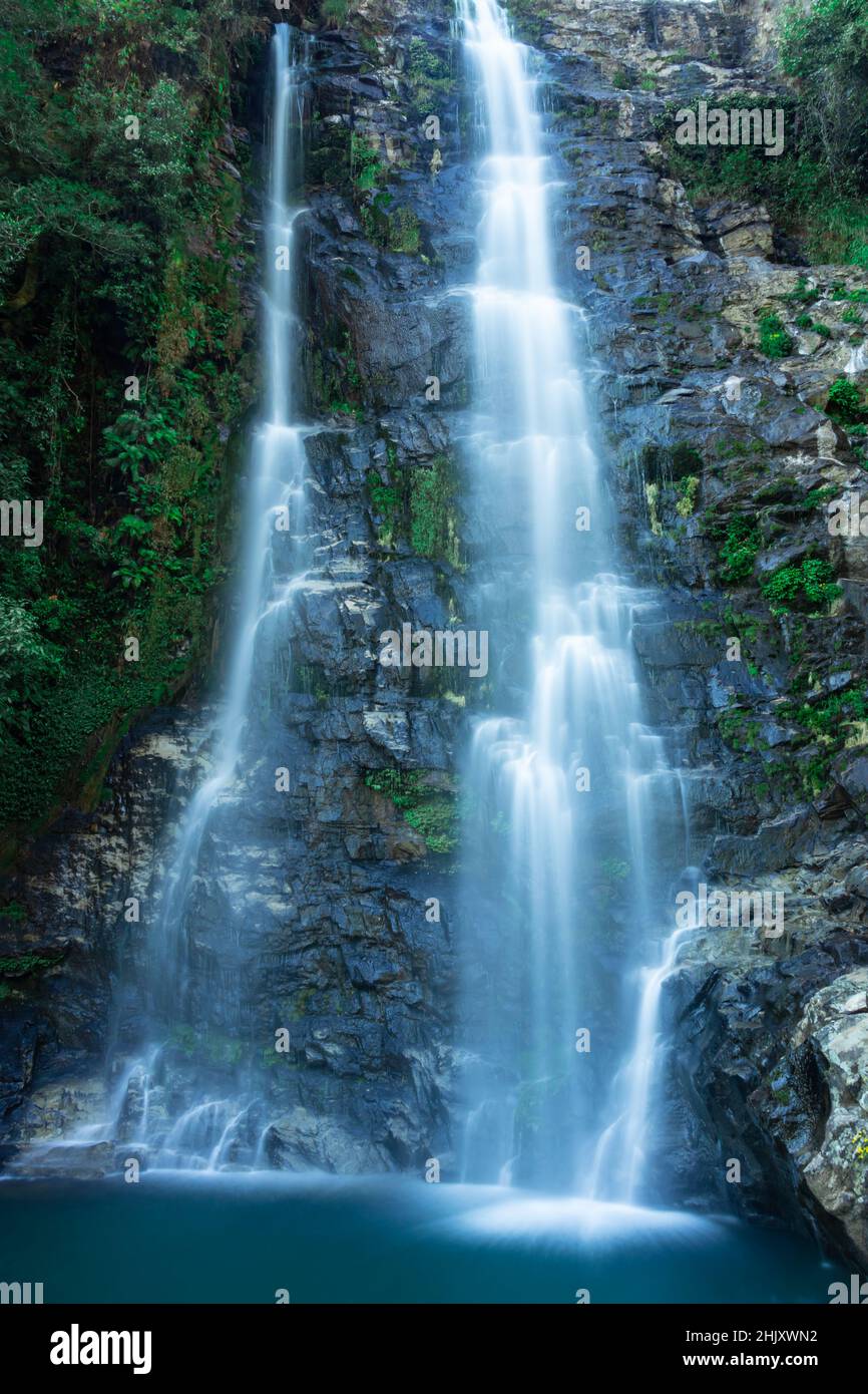 Falling mountain water hi-res stock photography and images - Alamy