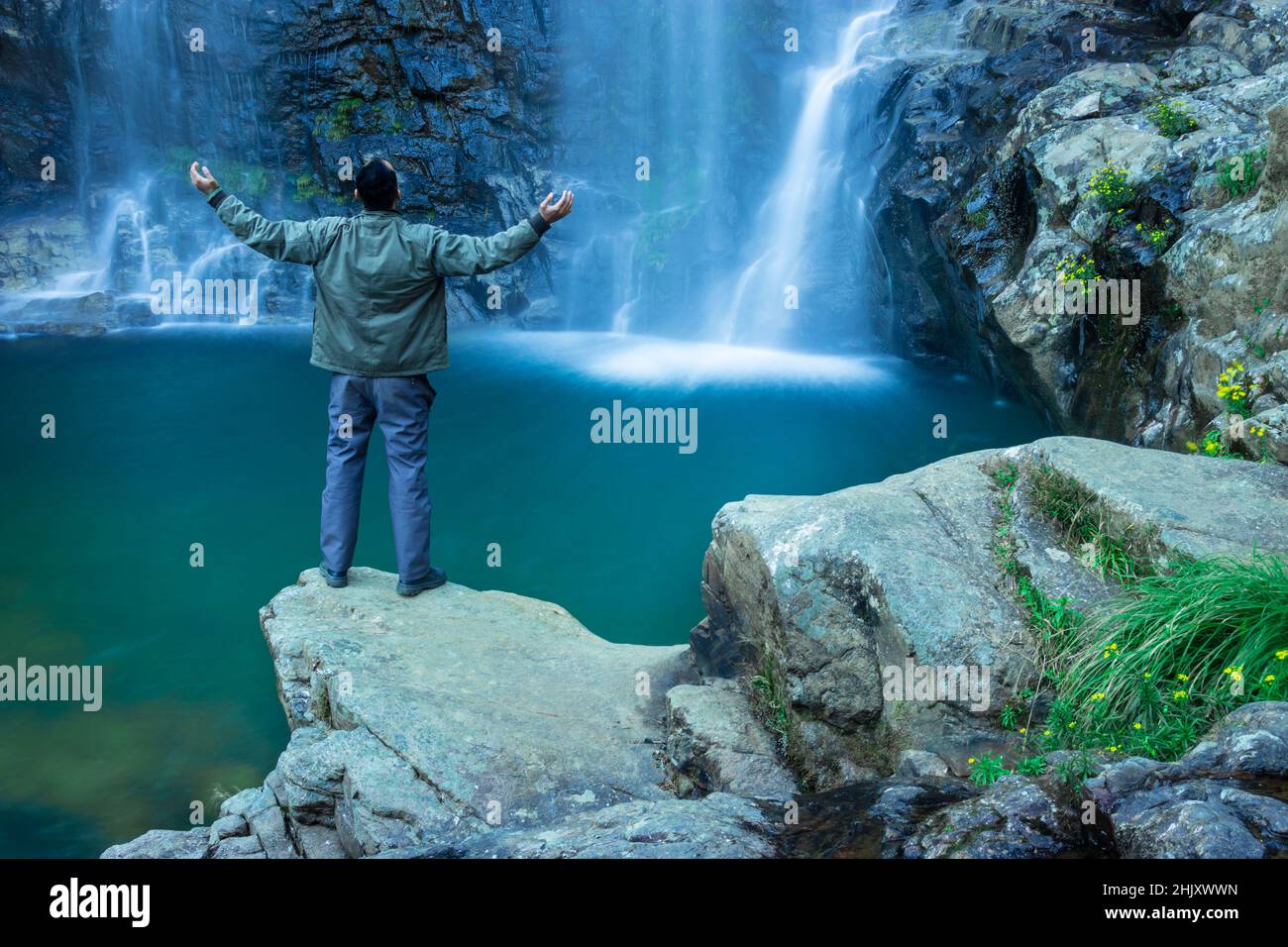 Thangsning falls hi-res stock photography and images - Alamy