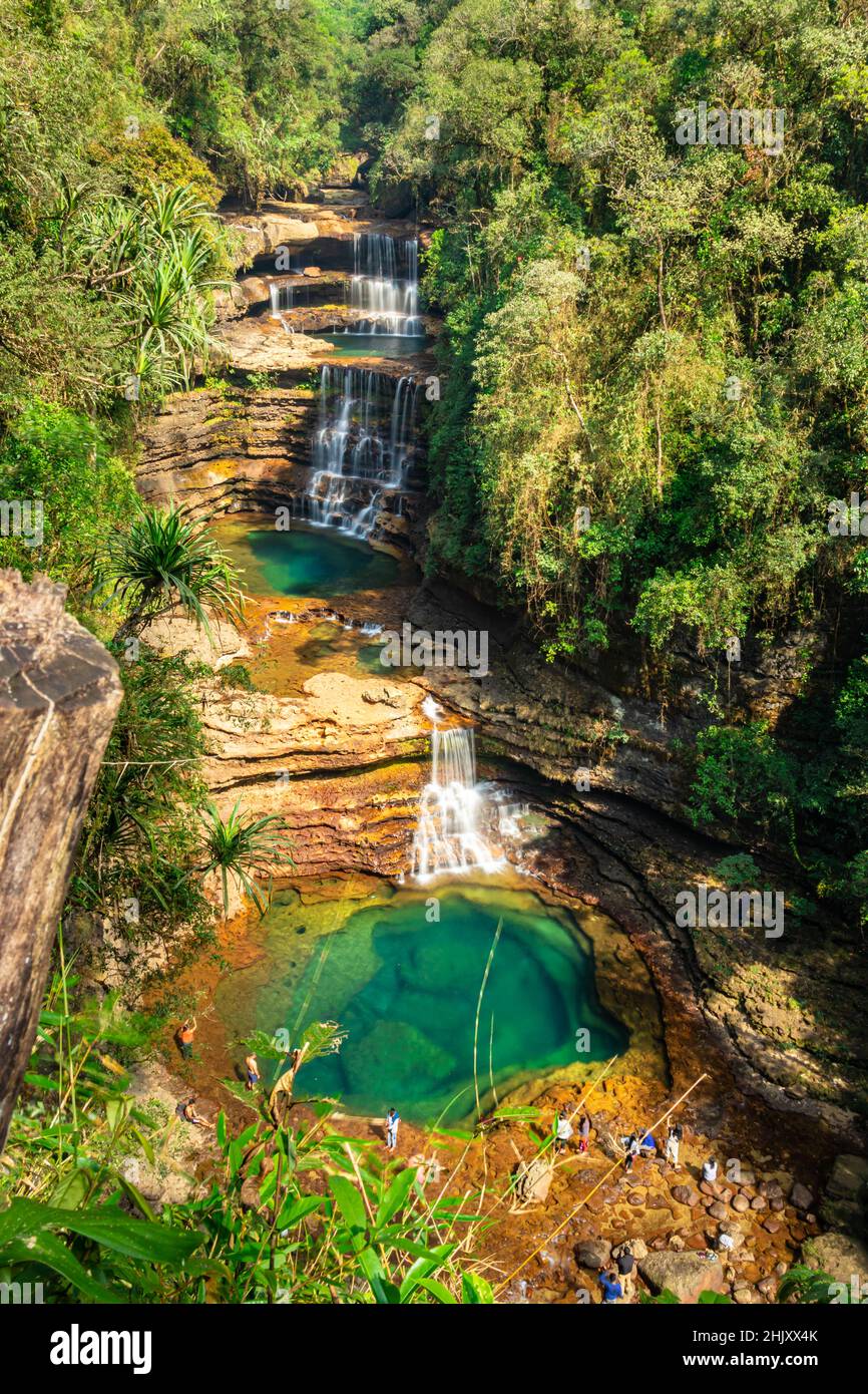 Three layers waterfalls hi-res stock photography and images - Alamy