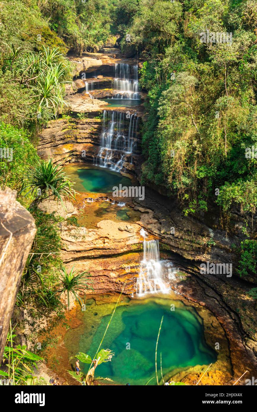 Three tires waterfalls hi-res stock photography and images - Alamy